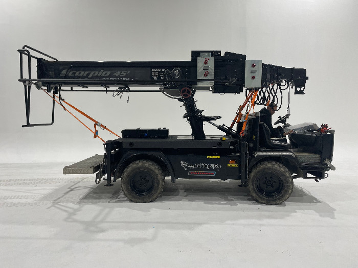 Telescopic Cranes :: Celtic Grips